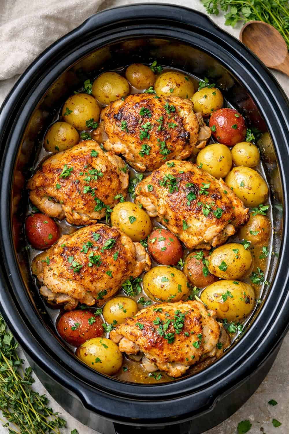 10 Tasty Spring Crockpot Meals (Dump and Go)